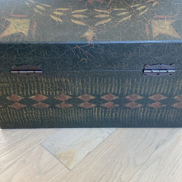 Bob's Boxes | Accents | Bobs Boxes Antique Hinged Trunk Box | Poshmark